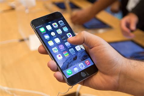Fbi Wants Apple To Hack Into San Bernardino Iphone Popsugar Tech