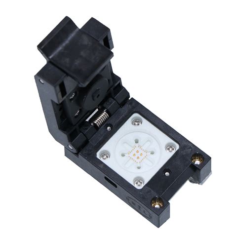 深圳谷易电子生产的lga24pin封装芯片翻盖塑胶探针老化座