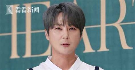 韩神话主唱酒后在路中央睡觉 车还是 偷的 真醉了韩国神话主唱申彗星酒后开被盗车停马路中央睡觉 看看新闻网
