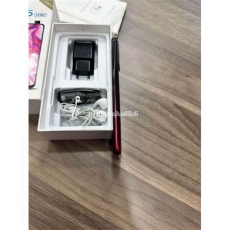 Hp Vivo V Bekas Warna Red Ram Gb Resmi Lengkap Normal Di Jakarta Selatan Tribun Jualbeli
