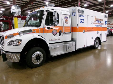 9955 Super Chief Medium Duty Ambulance