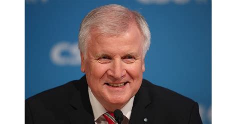 Лидерът на ХСС призова за формирането на нова широка коалиция в Германия