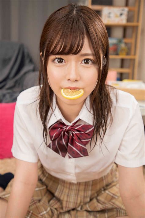 Petite Yui Kasugano Trata Dos Grandes Pollas Con Lujuria Hot Sex Picture