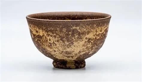 ⩥ The Ancestral Japanese Pottery Of Seto