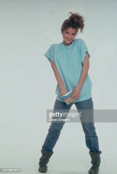 7685 Priscilla Presley Photos And High Res Pictures Getty Images