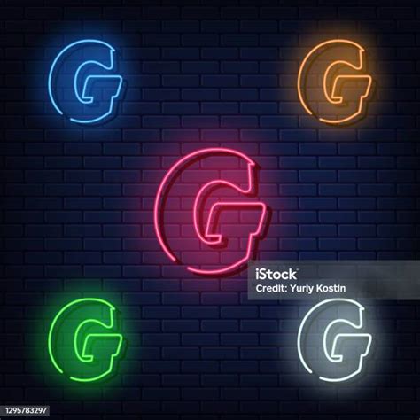 네온 문자 빨간색 파란색 녹색 노란색 흰색의 다섯 가지 색상 어두운 파란색 벽돌 벽 배경에 격리 된 글꼴 벡터 그림 Eps 10 0명에 대한 스톡 벡터 아트 및 기타 이미지