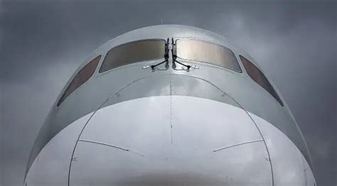 Boeing 787 Pictures Download Free Images On Unsplash