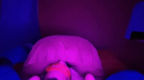 Exnovia Le Da Una Sorpresa Con Falda Pt1