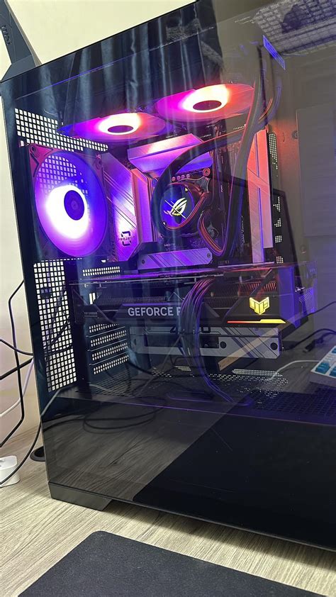 電腦零組件買賣社團 顯示卡、處理器、主機板、記憶體、硬碟、桌機、筆電、螢幕、鍵盤、滑鼠 二手、新品 出售： Facebook