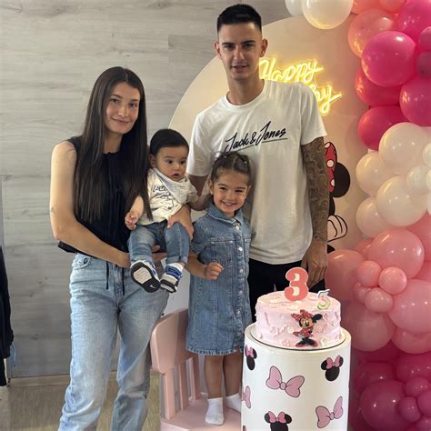 Мудера ООД ПАНЕЛ ТИП КЕРЕМИДА от Мудера ЕООД Сандвич Facebook