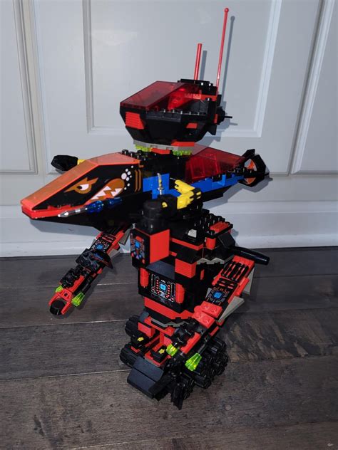Built Some Of My Old Sets For My 4 Year Old He Prefers The Combined Spyrius Aquashark Robot