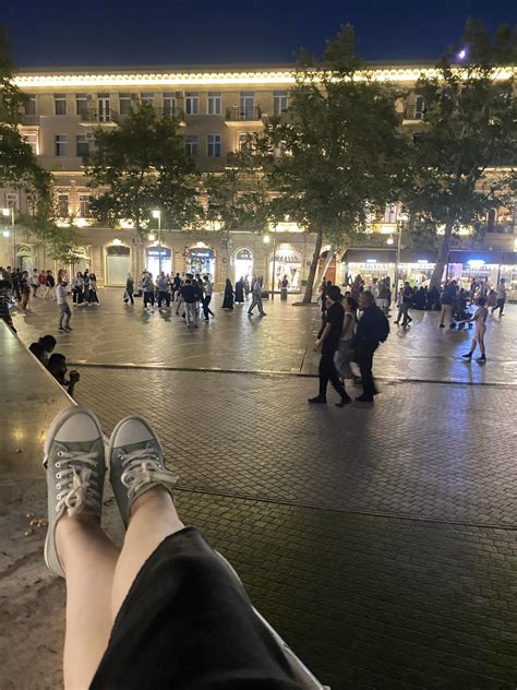 А вы тоже замечали как в Баку а точнее прямо в его центре запахи