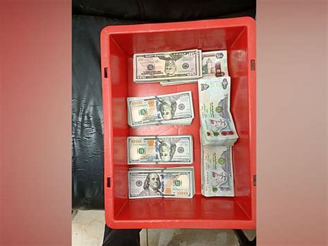 Delhi Cisf Intercepts 3 Persons At Igi Airport Seizes Foreign
