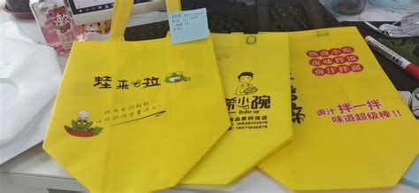 康鼎包装提供无纺布手提袋，餐饮外卖打包袋，酒类包装袋 Foodtalks食品供需平台