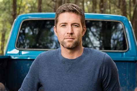 Josh Turner ‘hometown Girl [listen]