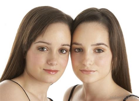 Identical Twins Originate From The Fertilization Of Hiccups Pregnancy