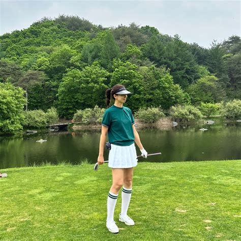 여성 골프웨어 브랜드 힐크릭 봄 신상 라운딩룩 및 골프레슨 룩으로 추천 네이버 블로그