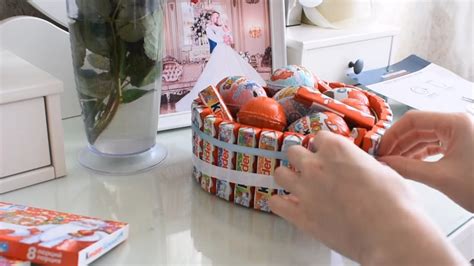 Сладкий подарок из конфет и сладостей своими руками