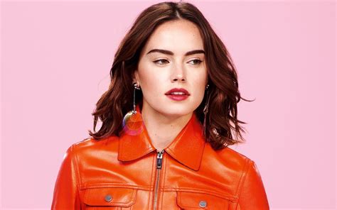 Cute Daisy Ridley Wallpapers Wallpaper Cave