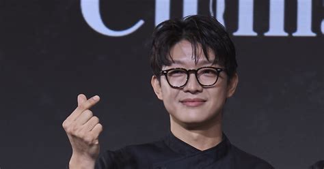 [공식] 양다리·취업로비 트리플스타 사생활 논란 넷플릭스 확인 어려워