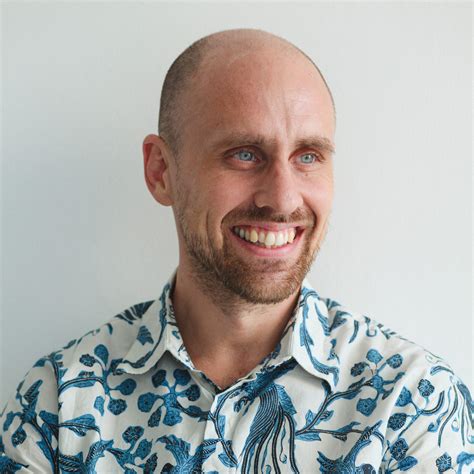 Dennis Alund Medium