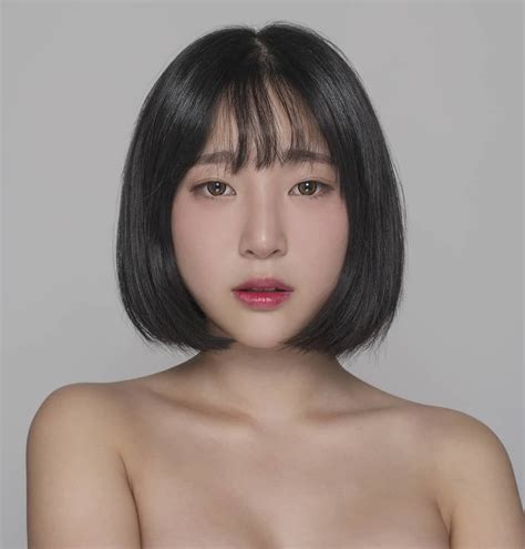 강인경에 있는 핀