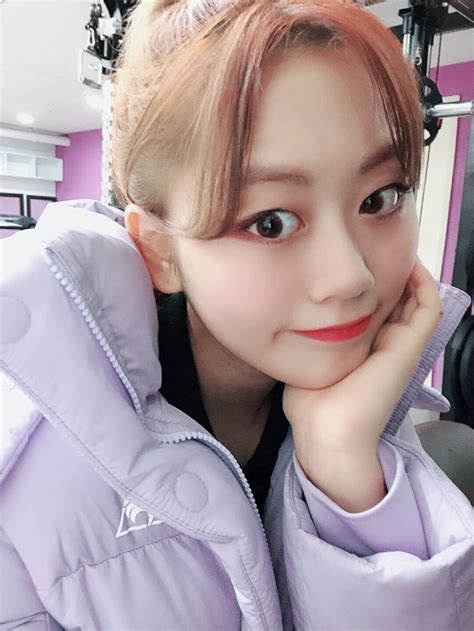 181127 lua twitter update kpopping