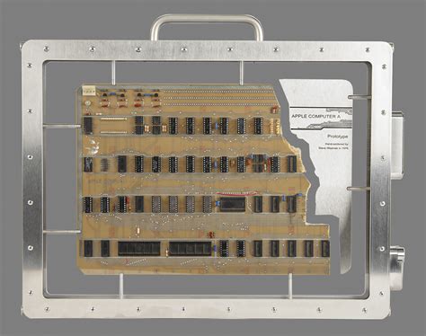 El Prototipo De La Computadora Apple 1 Creada Por Steve Jobs Fue Subastado Por Casi Usd 700
