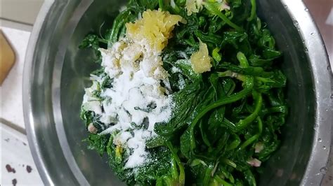 반찬으로 자주나오는 시금치나물 쉽게 집에서 무쳐먹어요~ Ft 시금치나물양념 Youtube