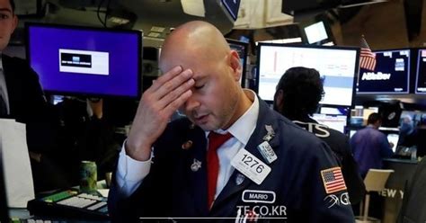 뉴욕증시 금리인하 기대감 줄며 하락 마감테슬라 49·엔비디아 1↓