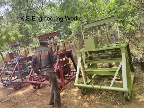 Hollow Mild Steel Movable Concrete Block Making Machine At ₹ 170000 Set In Coimbatore