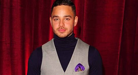 Adam Thomas Bio Net Worth Height Weight Girlfriend Affair Married