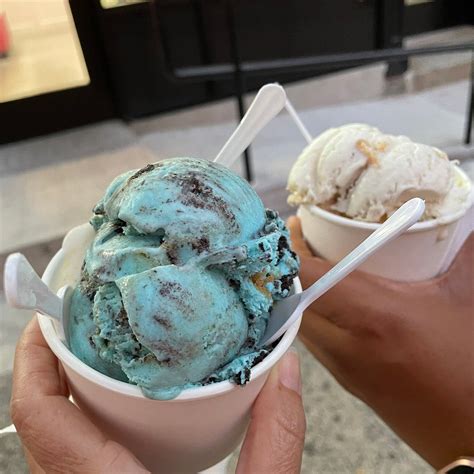 Mayas Snack Bar New York City Restaurant Reviews And Photos Tripadvisor