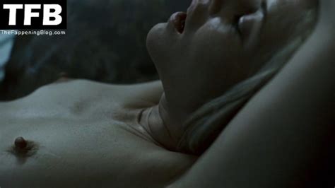 Maria Bello Nude And Sexy Downloading Nancy 9 Pics Thefappening