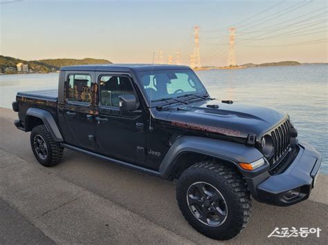 544kg 이고 거친 산 오르는 ‘재주꾼 원성열 기자의 Car And Track ｜스포츠동아