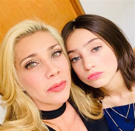 Actriz Mexicana Cynthia Klitbo No Quiere Que Su Hija Conozca A Su Padre