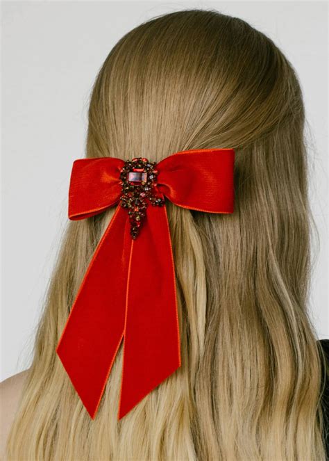 Finaste Detaljen Så Gör Du En Rosett Till Håret Själv Elle