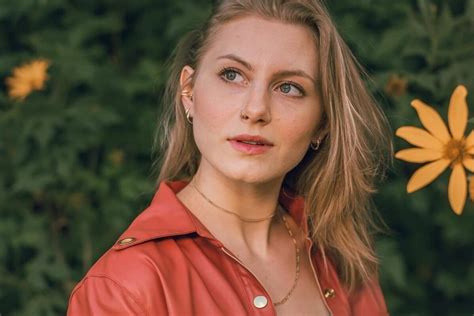 Maria Brasils Instagram Twitter And Facebook On Idcrawl