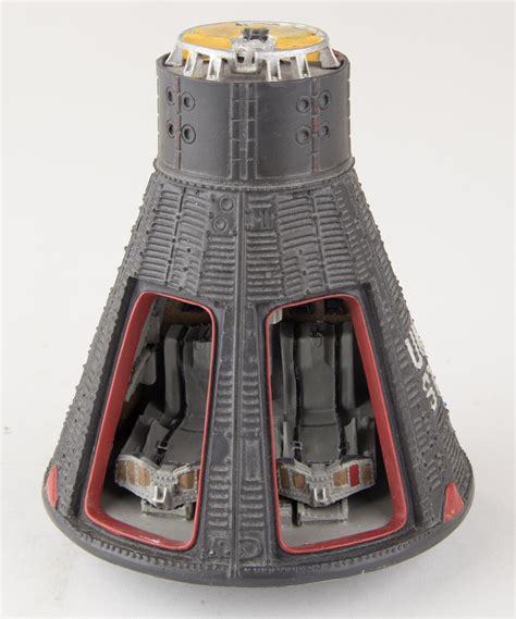 Lot Gemini Spacecraft Model