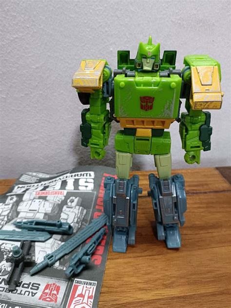 Transformers Generations Springer War For Cybertron Siege Voyager Class