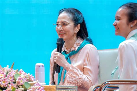 Msjtv News លោកជំទាវបណ្ឌិត ពេជ ចន្ទមុន្នី ហ៊ុនម៉ាណែត៖ ការងារសង្គមបង្រៀនឱ្យយើងមានភាពជឿជាក់ខ្លួនឯង