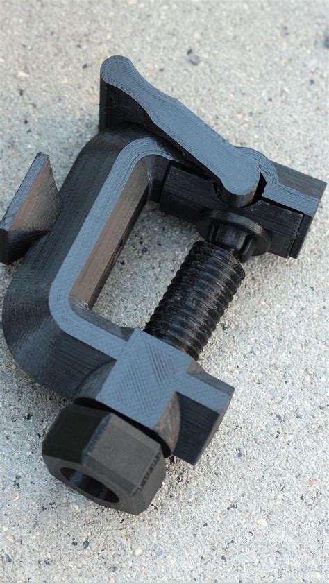 Образец 3d модели Зажим Печать на 3d принтере Тематика ремонт инструменты