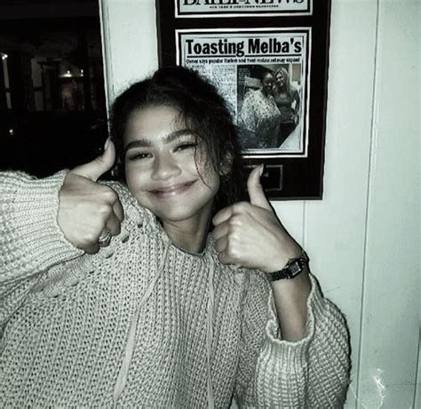 Zendaya Source Artofit