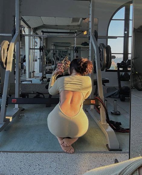 Kali Uchis Ig Story Kali Uchis Gym Outfit Kali