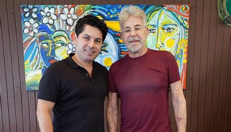 Ator Edwin Luisi Visita O Iate Clube Durante Temporada Teatral Em