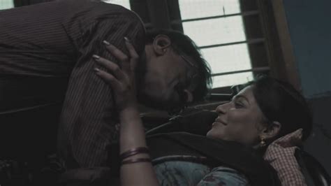 Reshma Pasupuleti Famous Hot Scene From Vilangu Webseries Desi