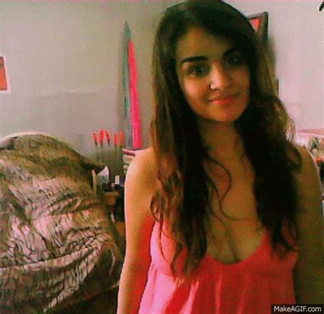 XSzYpQ Is An Animated GIF Image On Make A GIF