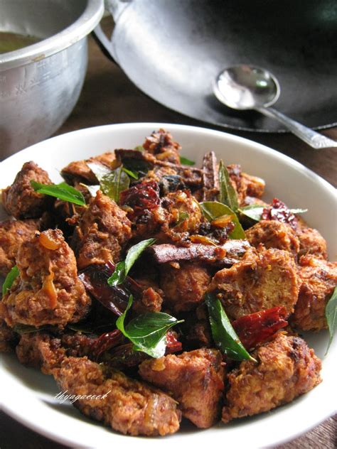 Kari Leafs Malaysian Flavours Vegetarian Chicken Varuval
