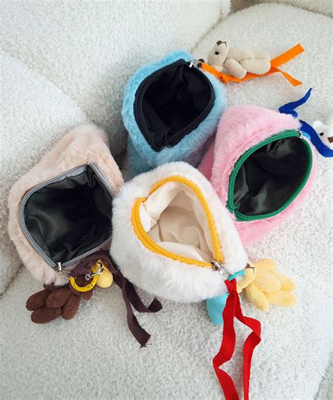 백꾸 가방꾸미기 웬디드 곰돌이키링 세트 퍼 파우치 에이블리