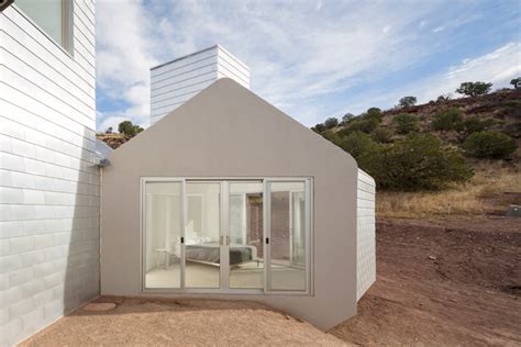 Mos Architects Develops Modular Element House For Off The Grid Living